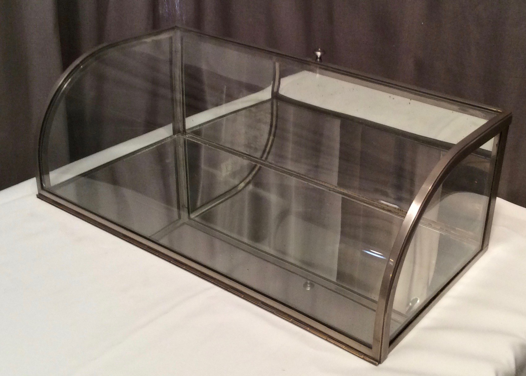 Vintage Countertop Display Showcase (Sold HG) - Vintage shop display ...